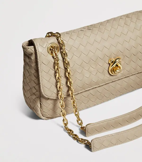 Bottega Veneta Madison Leather Shoulder Bag - Neutral