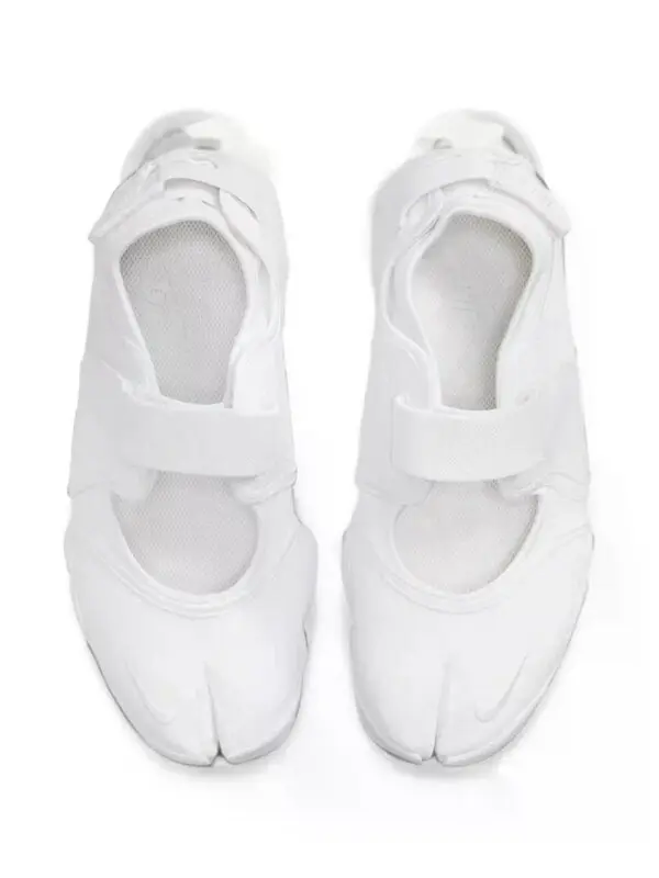 Nike Rift Tabi Sneakers