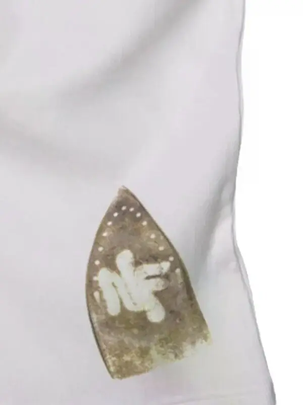NORMFORM Iron-burn Distressed Tank Top - White