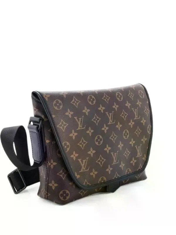 LOUIS VUITTON Macassar Monogram Canvas Messenger Bag
