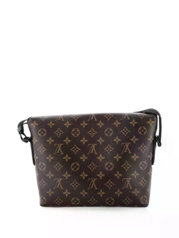LOUIS VUITTON Macassar Monogram Canvas Messenger Bag