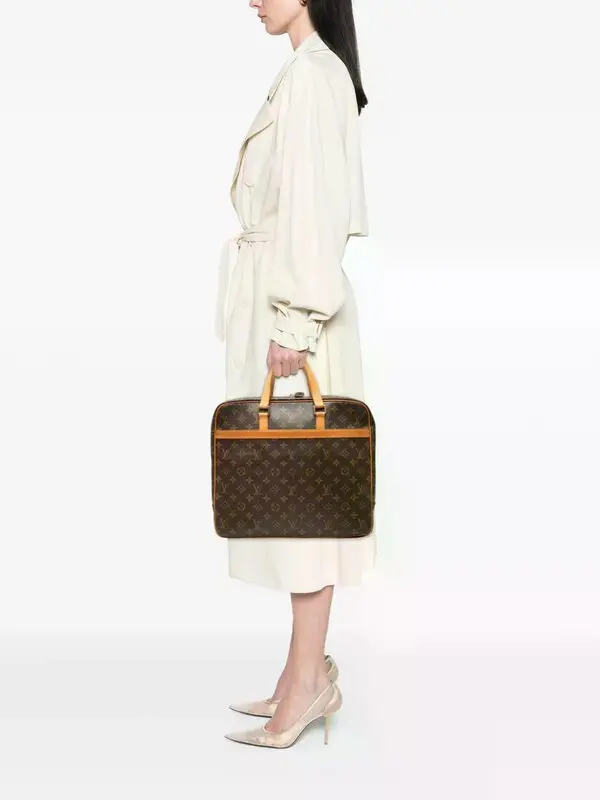 LOUIS VUITTON 2002 Monogram Porte Documents Pegase Business Bag