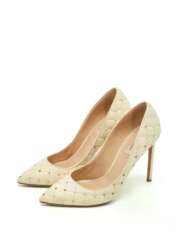 Valentino Garavani Rockstud Quilted Pumps