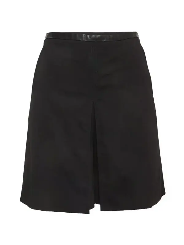 Gucci Pleated Wool Shorts With Leather Trim - Black
