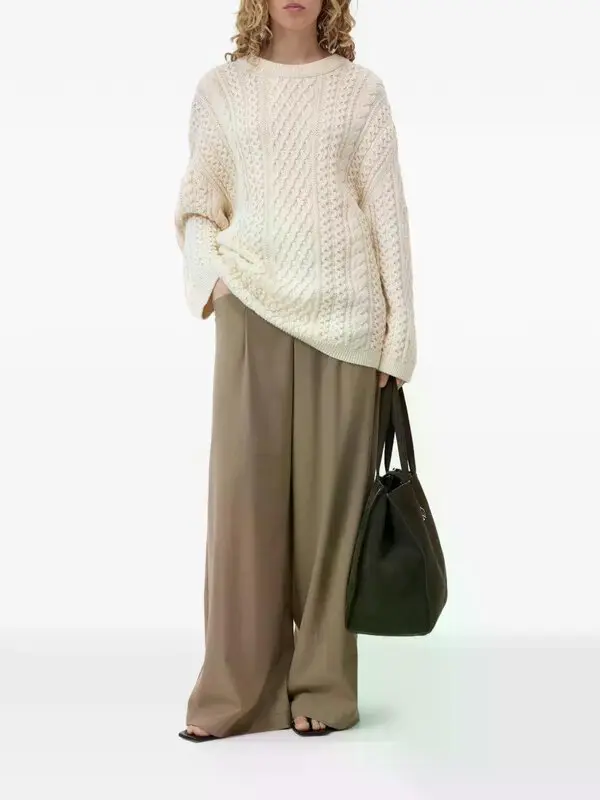 Closed Cable-knit Sweater