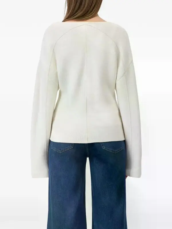 Closed V-neck Knitted Sweater