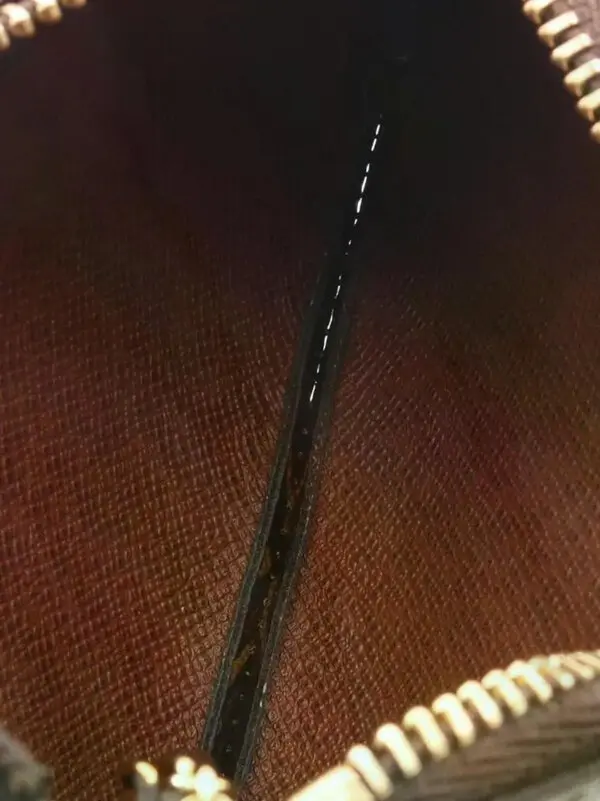LOUIS VUITTON 2022 Monogram Pochette Clé Coin Purse