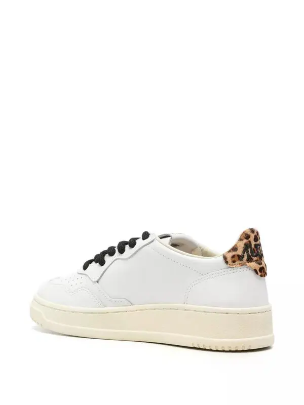 AUTRY Medalist Low Sneakers - White