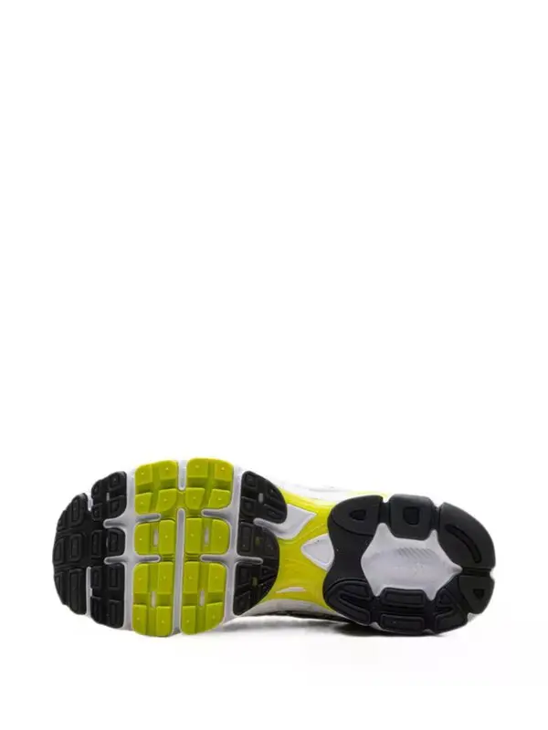 Nike Max Moto 2k Sneakers