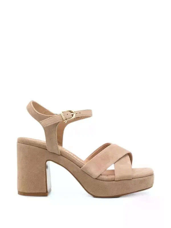 JANET & JANET Cross-strap Platform Sandals
