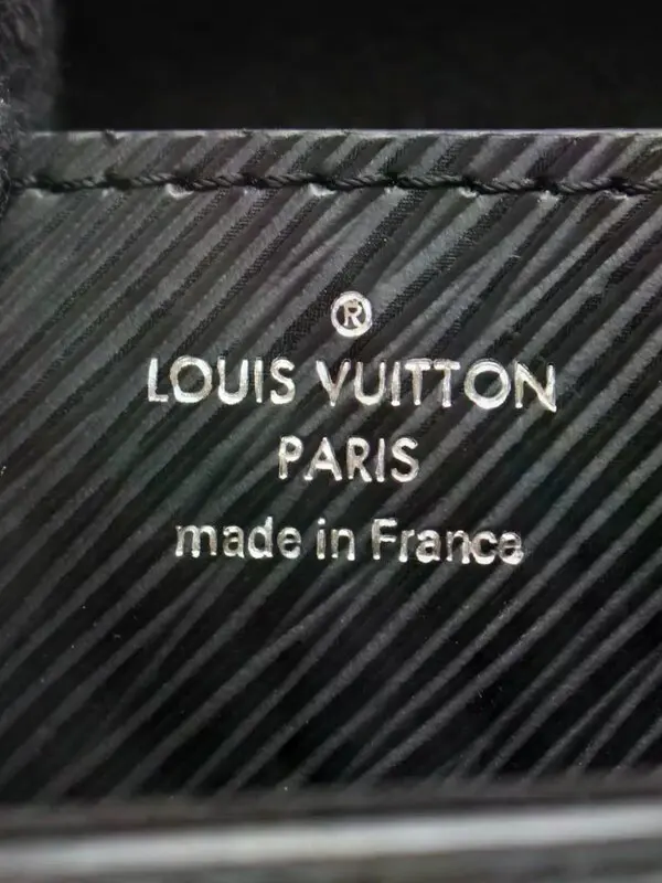 LOUIS VUITTON Epi Twist Mm Crossbody Bag