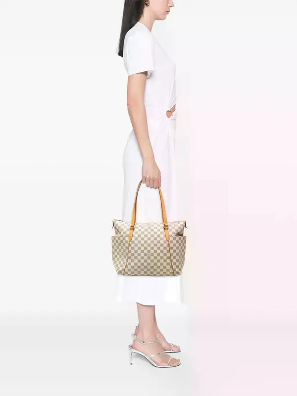 LOUIS VUITTON Damier Azur Totally Mm Tote Bag