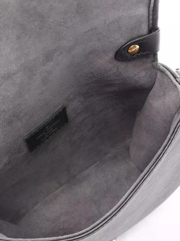 LOUIS VUITTON Saumur Bb Epi Handbag - Black