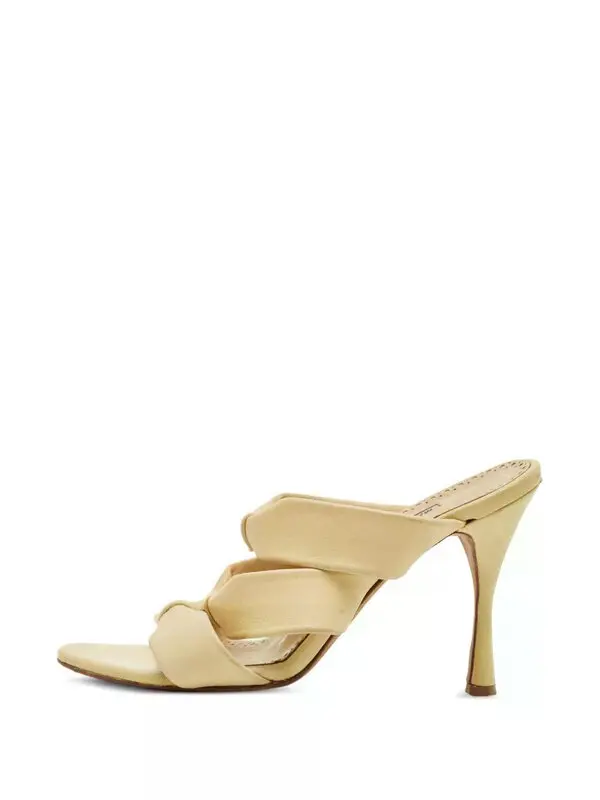 Manolo Blahnik Bow-effect Leather Sandals - Neutrals