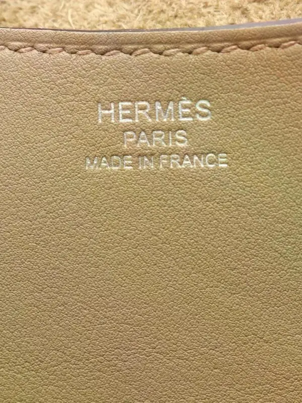 Hermès 2023 In The Loop 23 Handbag