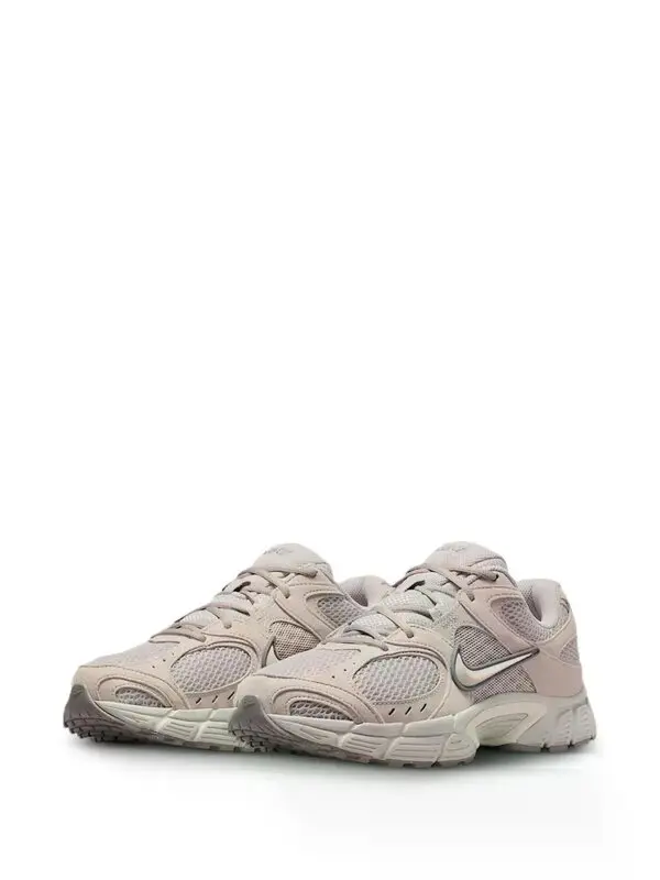 Nike V5 Rnr Mesh-panel Sneakers