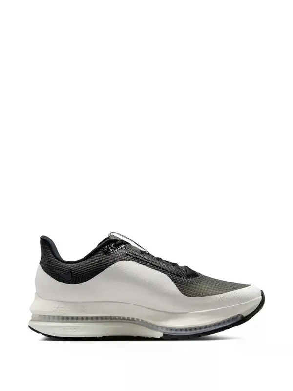 Nike Pegasus Premium Sneakers