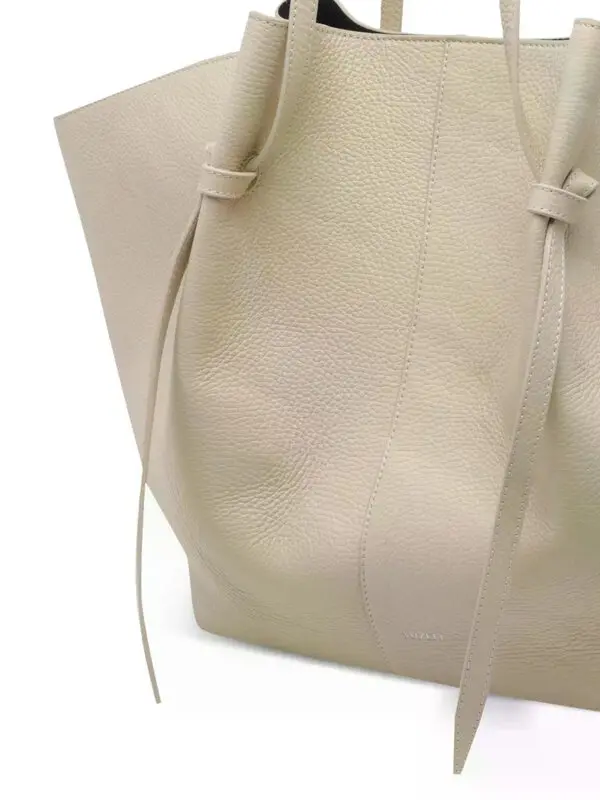 Yuzefi Mochi Leather Tote Bag