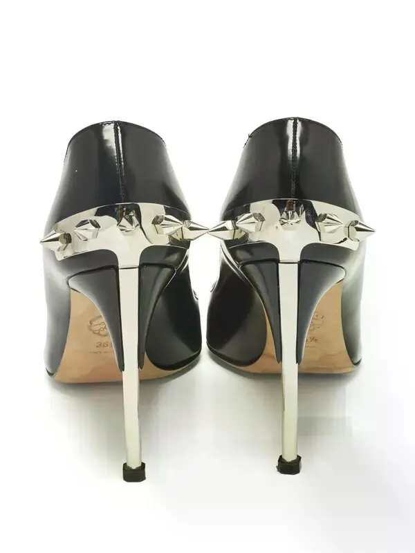Alexander McQueen Leather Spiked Metal Cap Pumps