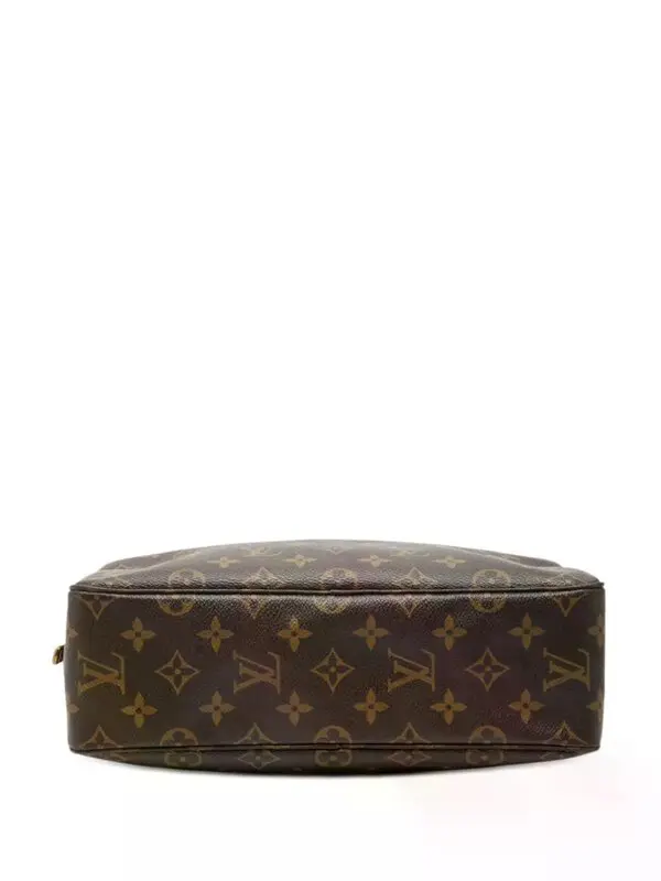 LOUIS VUITTON Monogram Trouseau Toilette 28 Clutch Bag - Brown