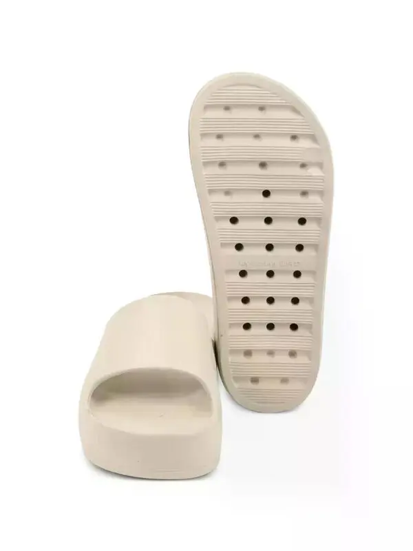 Karl Lagerfeld Kobo Ii Signia Shine Slides