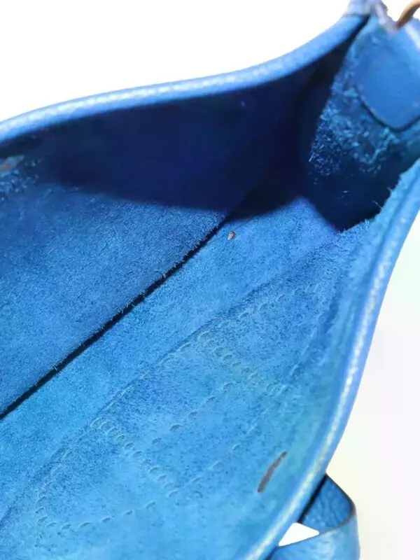 Hermès Clemence Evelyne Amazon Tpm 16 Crossbody Bag - Blue