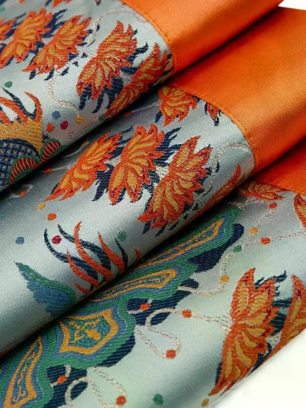 Shanghai Tang Watersk Blanket