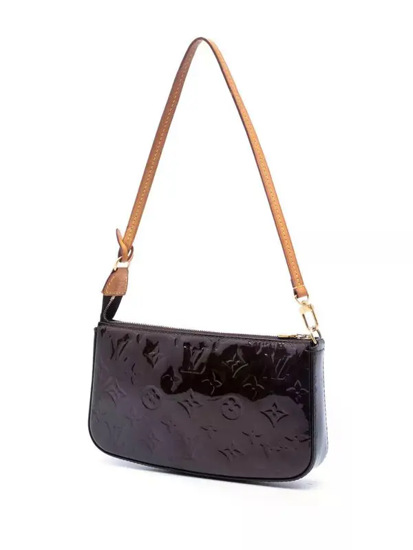 LOUIS VUITTON Monogram Vernis Pochette Accessories Shoulder Bag