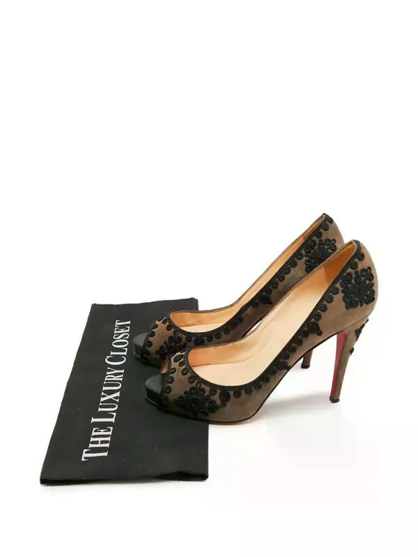 CHRISTIAN LOUBOUTIN Very Prive Lace-embroidered Pumps