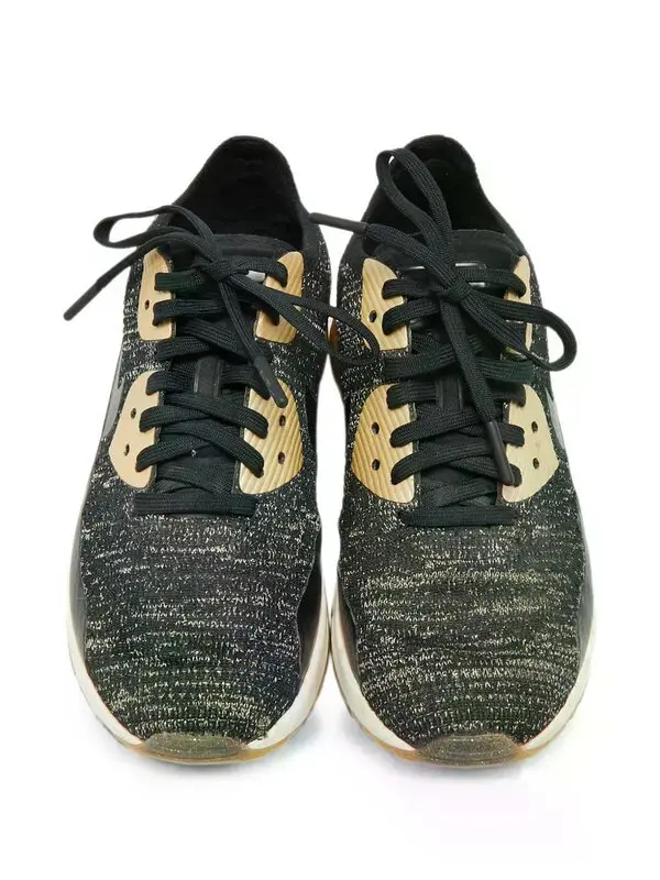 Nike Flyknit Air Max 90 Ultra 2.0 Sneakers