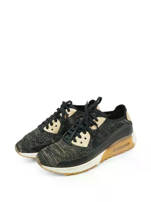 Nike Flyknit Air Max 90 Ultra 2.0 Sneakers