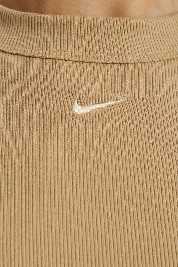 Nike Top With "z" Logo