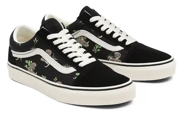 VANS Desert Old Skool Sneakers - Black/white