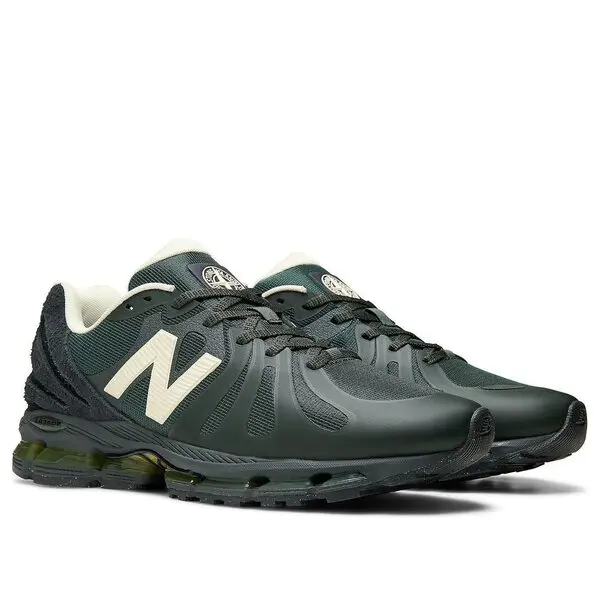 NEW BALANCE X Stone Island 1890 Sneakers - Deep Forest