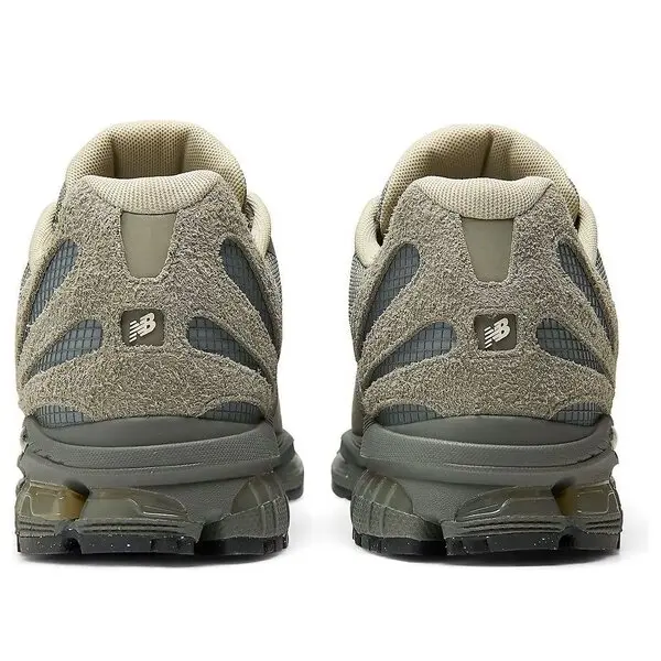 NEW BALANCE X Stone Island 1890 Sneakers - Covert Green