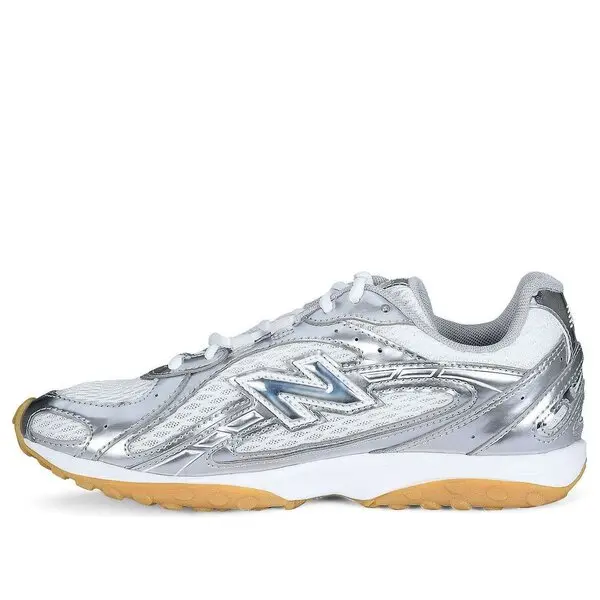 NEW BALANCE 204l Sneakers - Silver Metallic/white