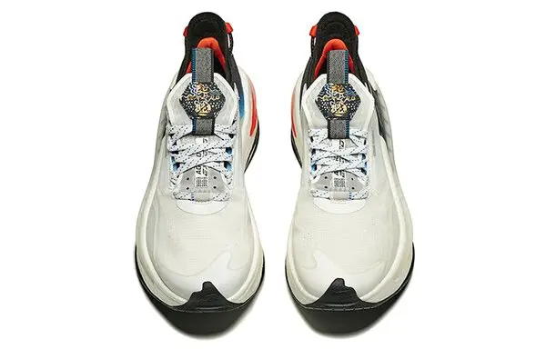 LI-NING Beyond 6 Athletic Sneakers