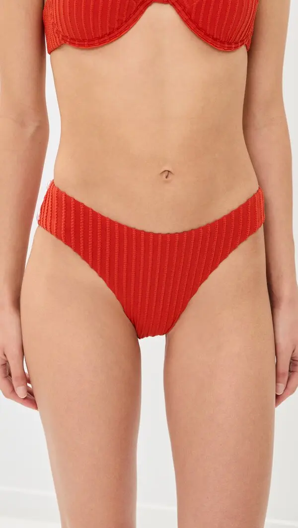PALMACEA Elisa Bottoms