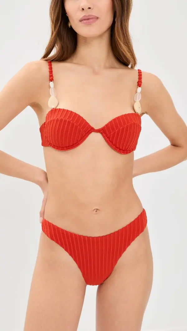PALMACEA Elisa Bottoms