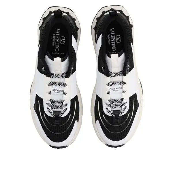 Valentino Garavani Fw25 True Act Sneakers - Black