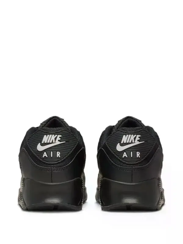 Nike Max 90 Sneakers