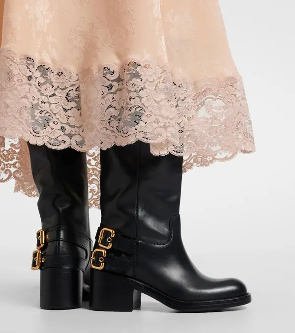 Chloé Dakota Leather Biker Boots With Buckle Fastening