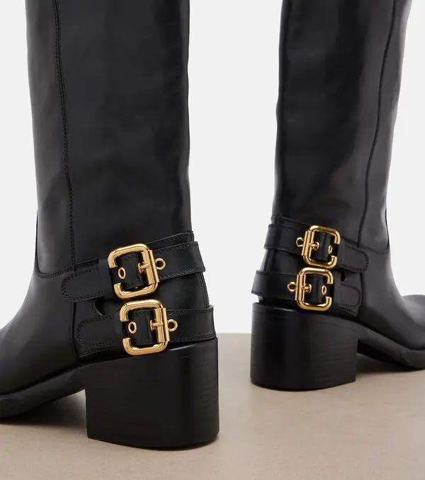 Chloé Dakota Leather Biker Boots With Buckle Fastening