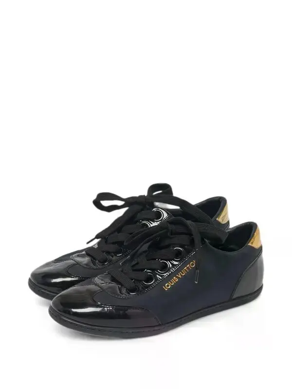 LOUIS VUITTON Low-top Sneakers