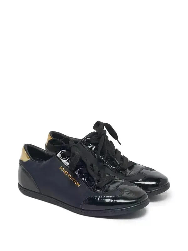 LOUIS VUITTON Low-top Sneakers