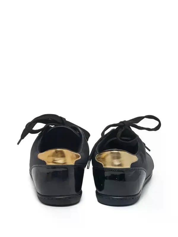 LOUIS VUITTON Low-top Sneakers