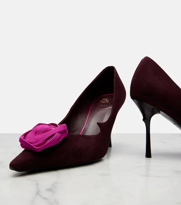 ROGER VIVIER Floral-appliqué Suede Pumps - Burgundy