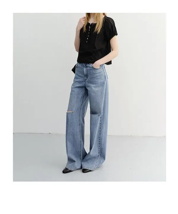 DUNST Distressed Flared Jeans