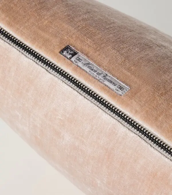 MAISON DE VACANCES Velour Cushion