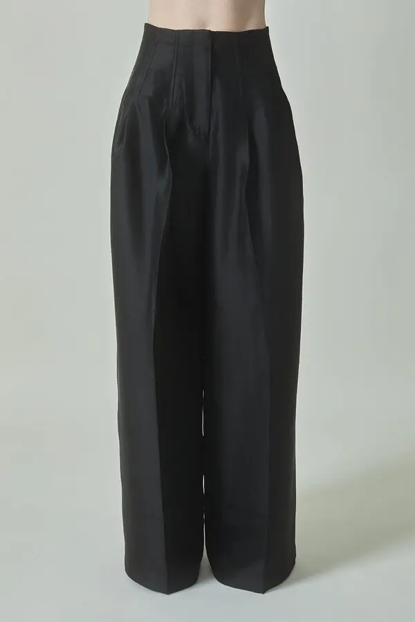 HEIRLOME Condesa Trousers In Shantung - Black